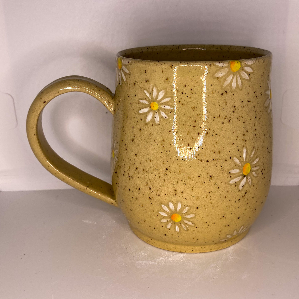 Small Daisy Speckled Mug – Wired Weird Artistry